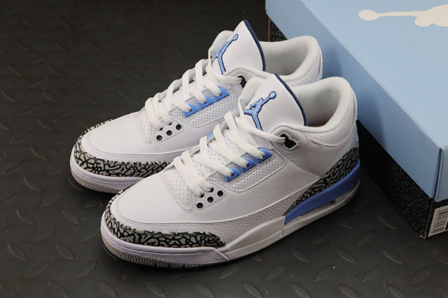 Air Jordan 3 Retro 'UNC' - SneakerCool.com