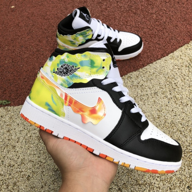 Air Jordan 1 Mid SE GS 'Drip' - SneakerCool.com