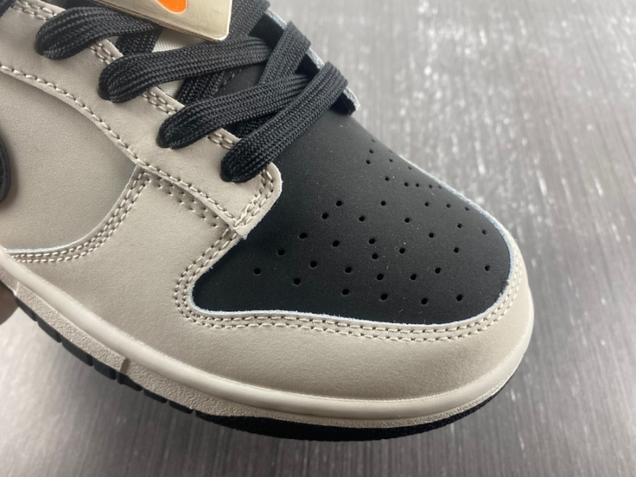 Dunk Low SB 'AE86' - SneakerCool.com