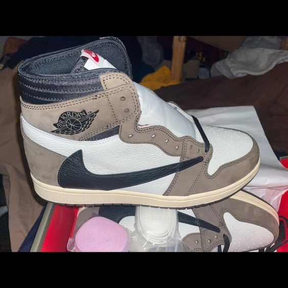 Travis Scott x Air Jordan 1 Retro High OG 'Mocha' - SneakerCool.com