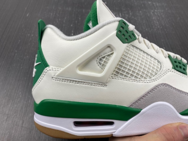 Nike SB x Air Jordan 4 Retro 'Pine Green' - SneakerCool.com