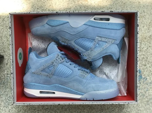 Air Jordan 4 Retro Pe 'UNC' - SneakerCool.com