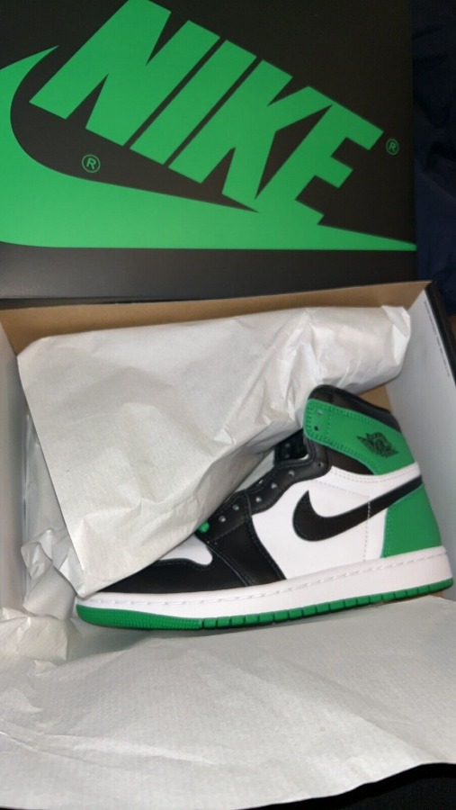 Air Jordan 1 Retro High OG 'Lucky Green' - SneakerCool.com