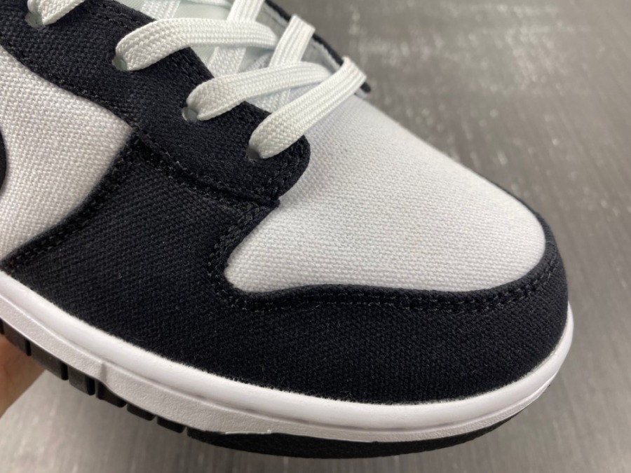 Dunk Mid 'Panda' - SneakerCool.com