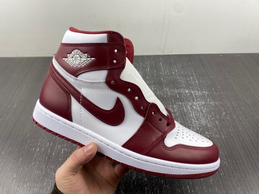 Air Jordan 1 Retro High OG 'Team Red' - SneakerCool.com