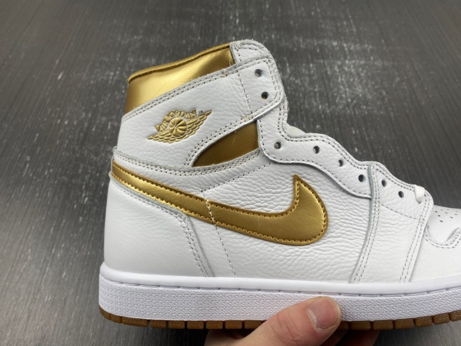 Air Jordan 1 Retro High OG 'Metallic Gold' - SneakerCool.com