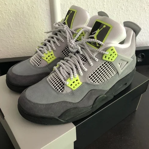 Air Jordan 4 Retro SE 'Neon 95' - SneakerCool.com