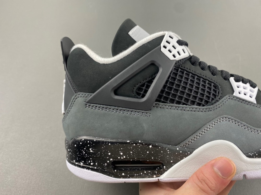 Air Jordan 4 Retro 'Fear' 2024 - SneakerCool.com