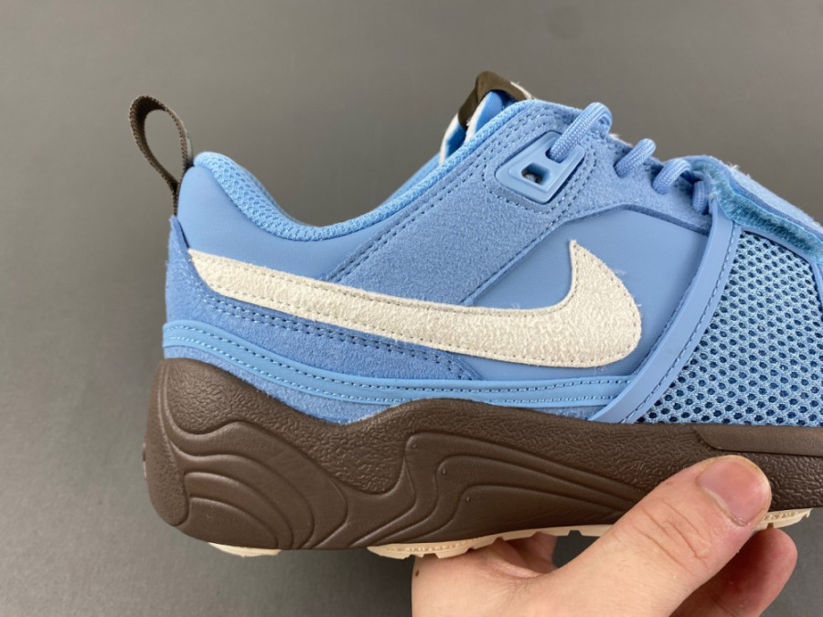 Travis Scott x Nike Zoom Field Jaxx SP ' Leche Blue' - SneakerCool.com