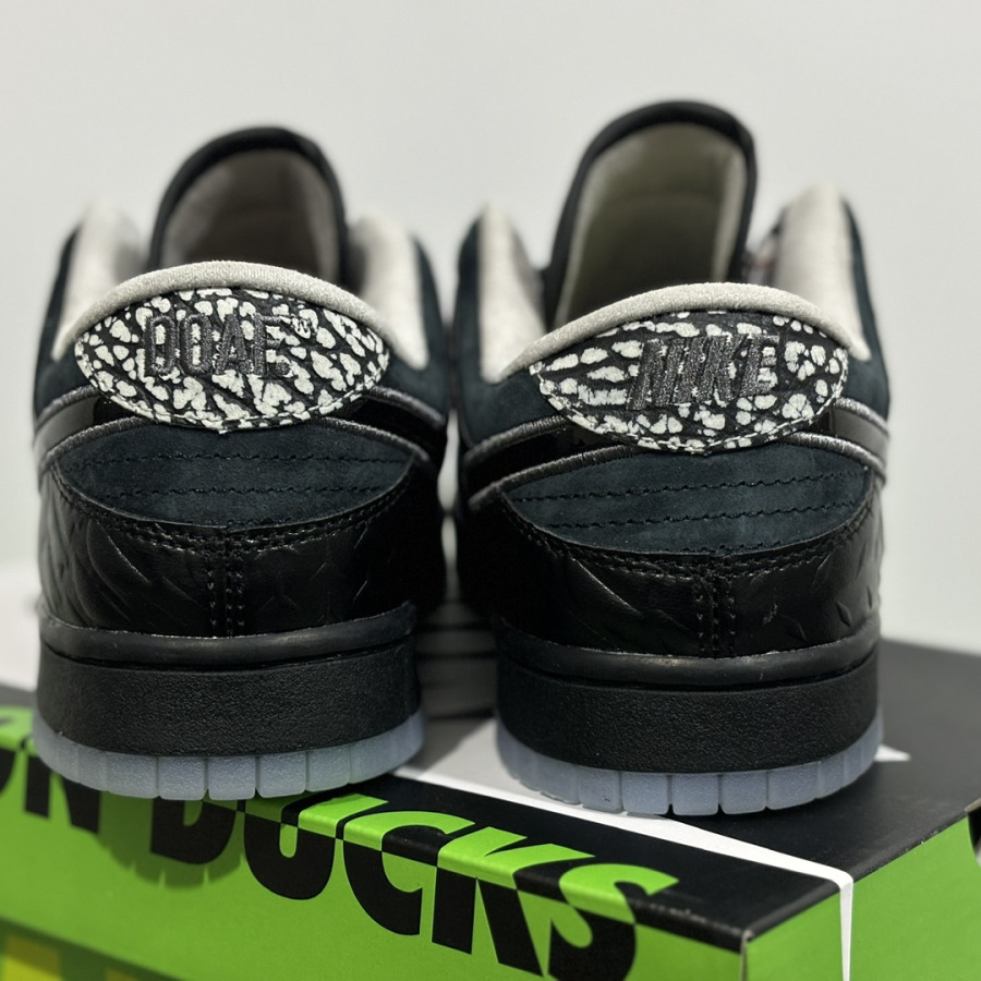 Dunk Low 'What the Duck - University of Oregon Alternate' PE ...